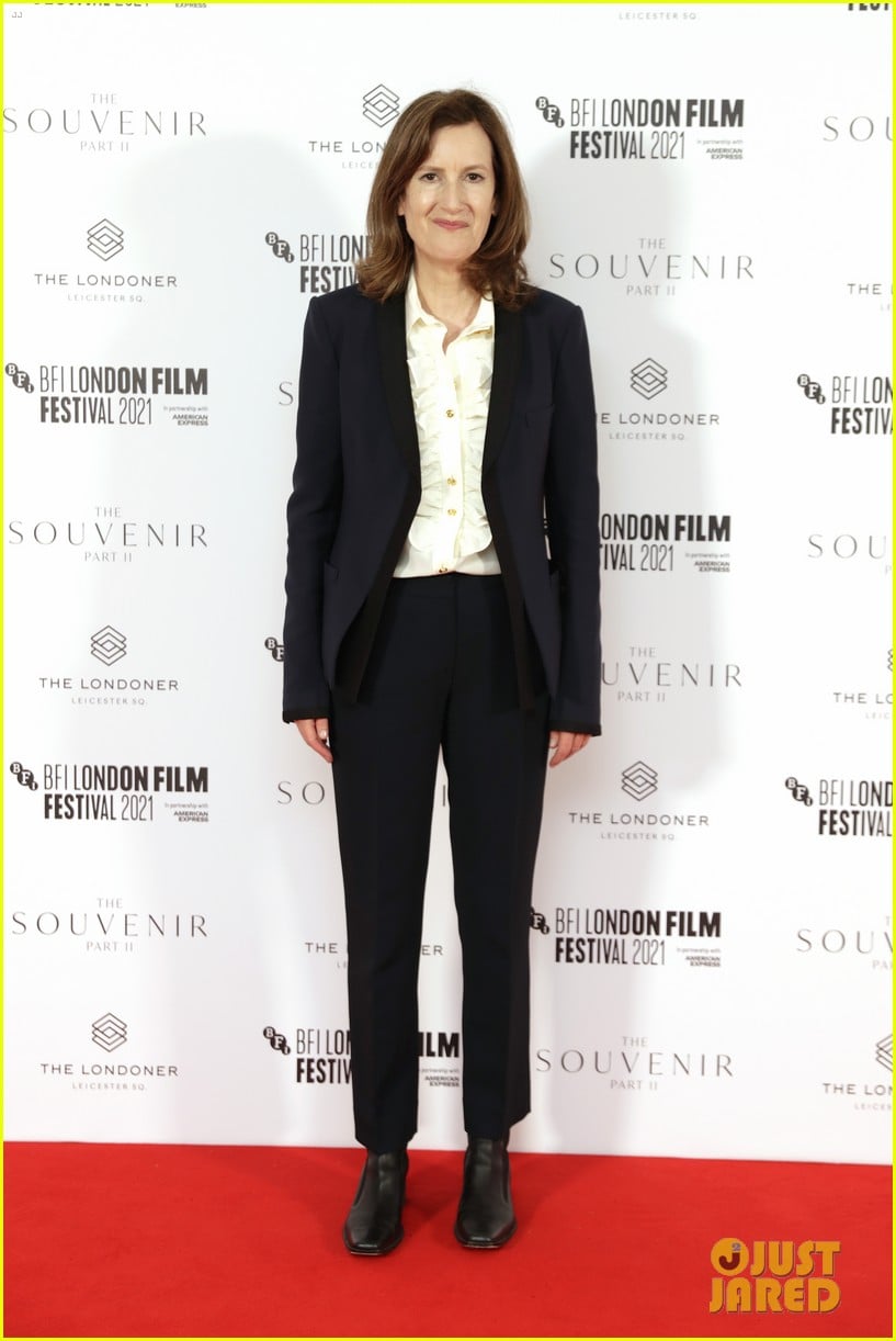Honor Swinton Byrne Rocks A Shiny Trench Look For 'The Souvenir: Part ...