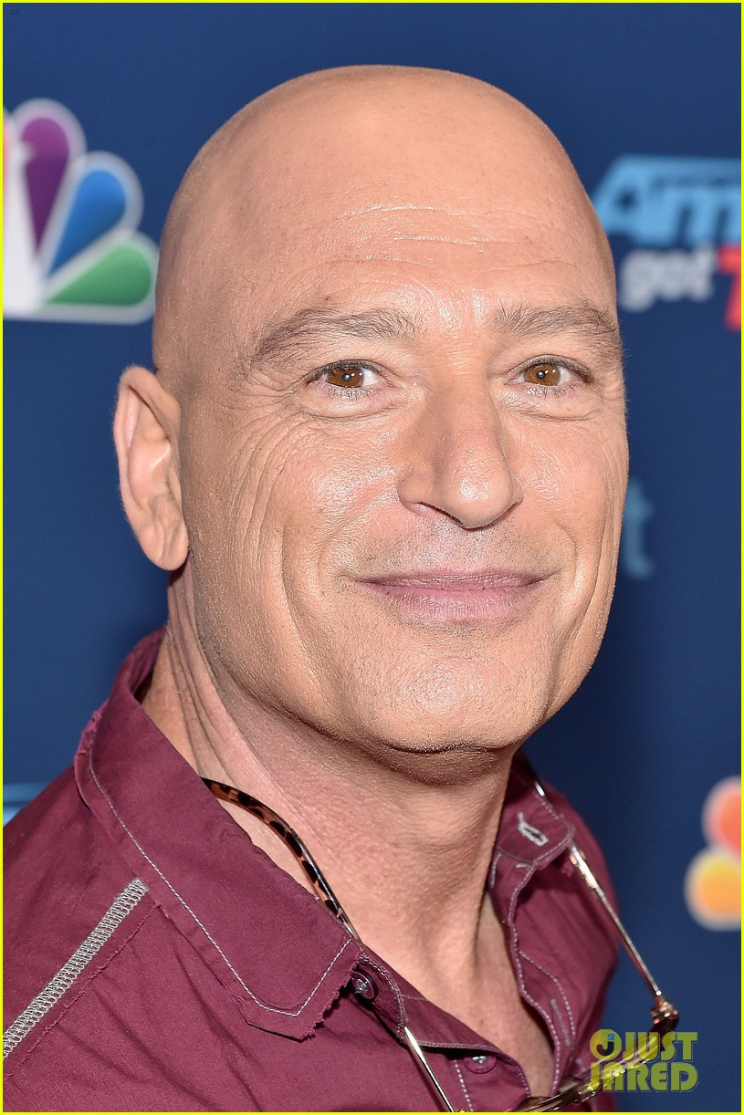 Howie Mandel Rushed to Hospital After Passing Out at a Starbucks ...