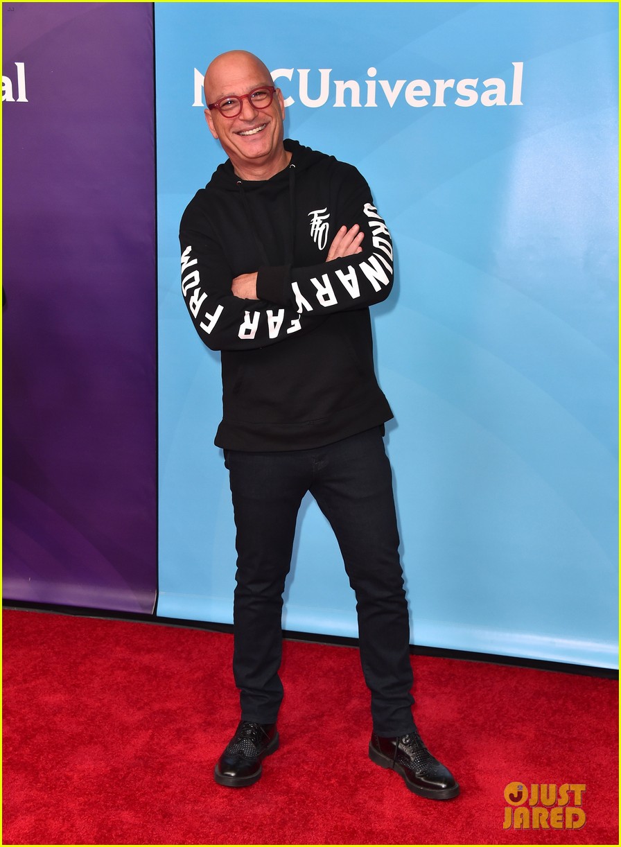 Howie Mandel Rushed to Hospital After Passing Out at a Starbucks ...