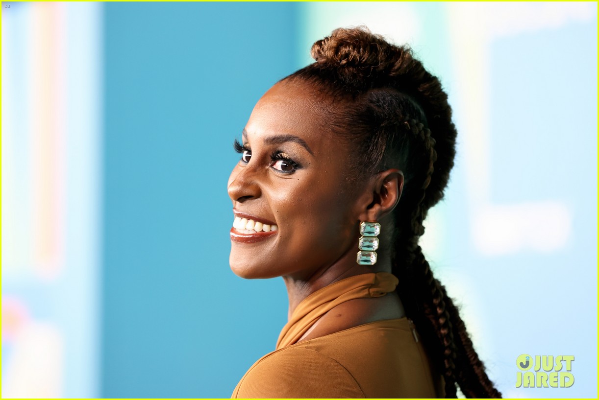 Issa Rae, Yvonne Orji, Jay Ellis & More Step Out for the Premiere of ...