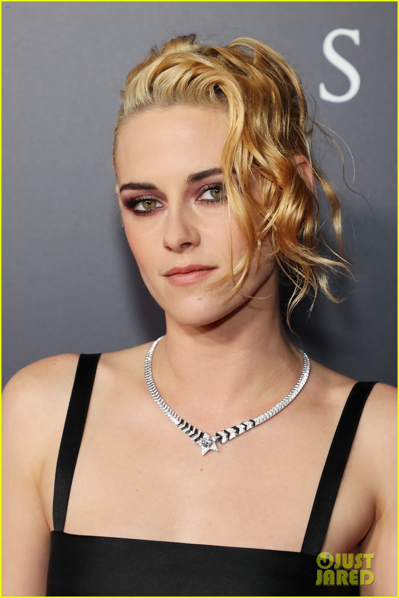 Kristen Stewart Says 'Spencer' Was 'Led With Love & Curiosity' About ...