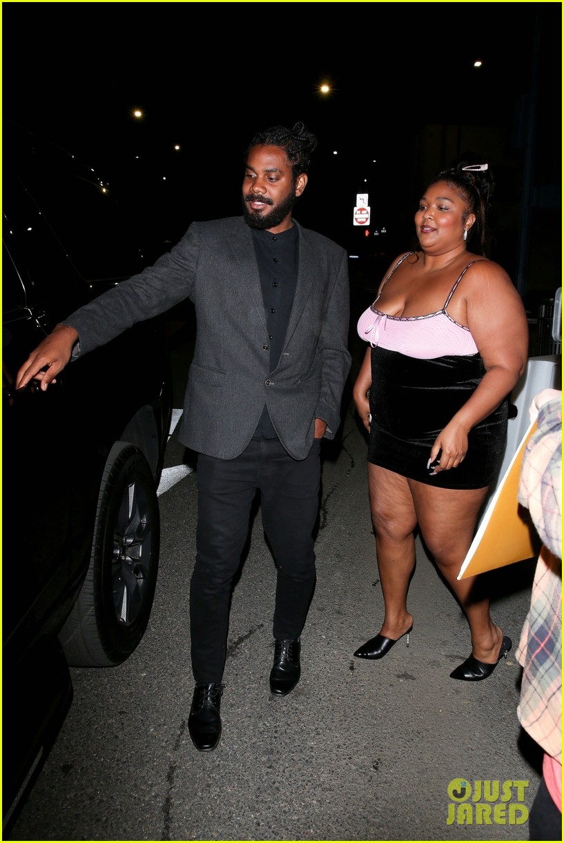 Lizzo Spotted at Dinner with Same Mystery Man from Recent Date Night ...