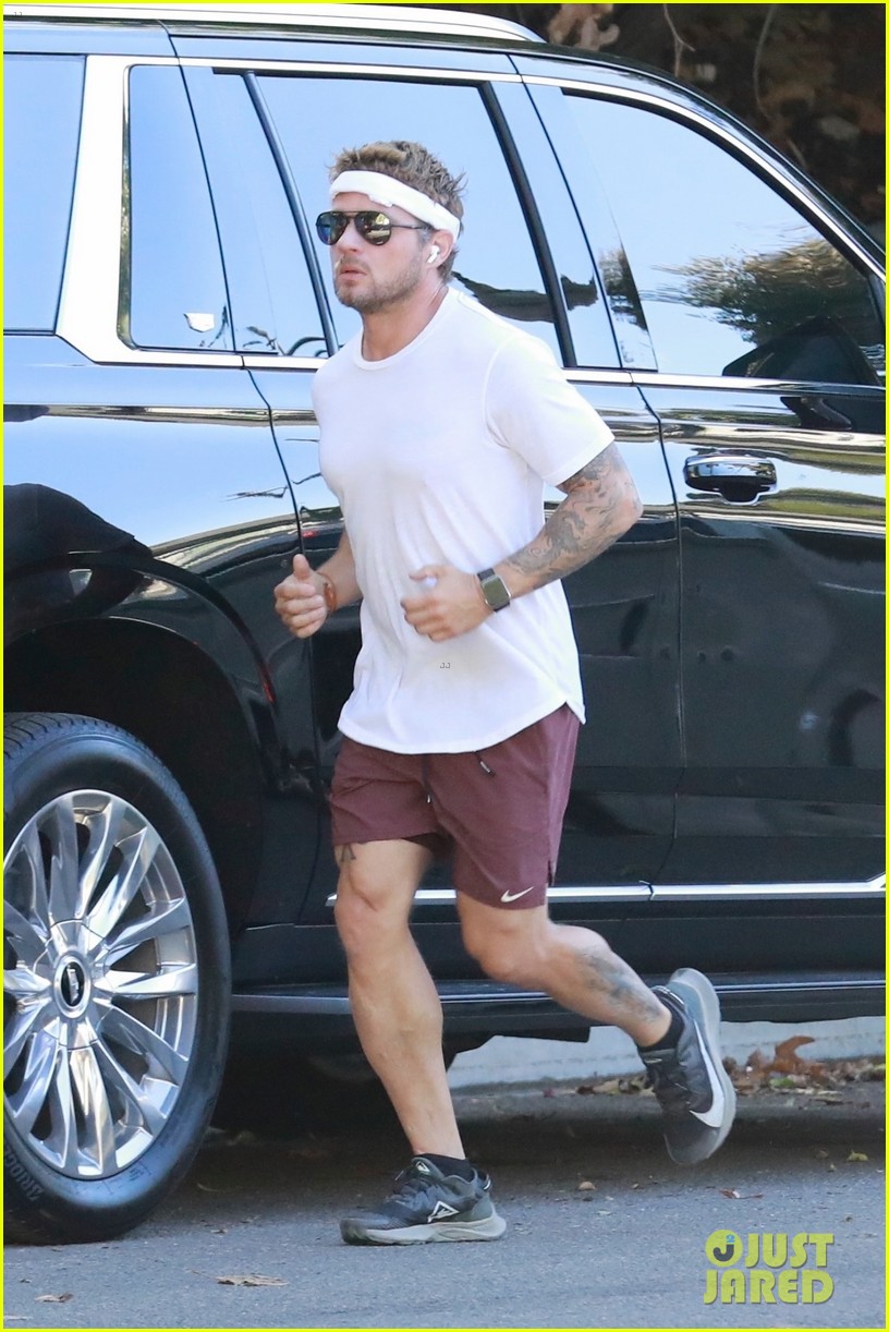 Ryan Phillippe Is Showing Off His Ripped Body at 47 in New Shirtless ...