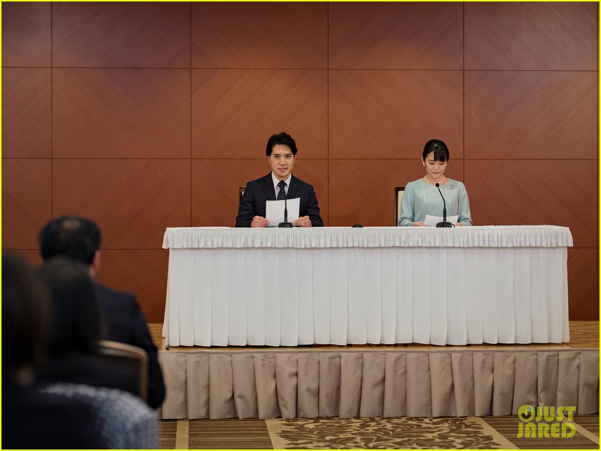 Princess Mako of Japan Marries Commoner Kei Komuro, Officially Giving ...