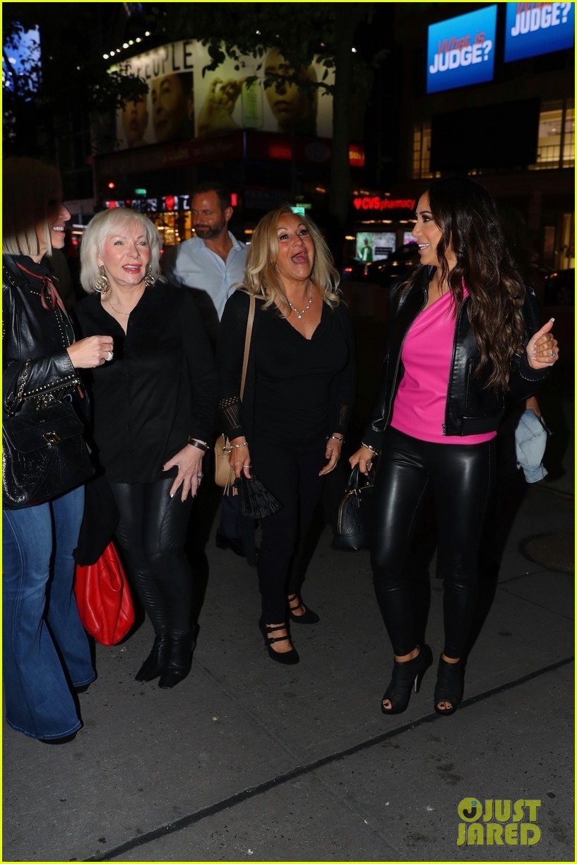 Teresa Giudice Shows Off Her Engagement Ring During Night Out with ...