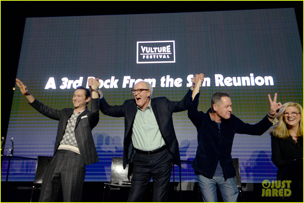 Joseph Gordon-Levitt Reunites With '3rd Rock From The Sun' Cast For ...