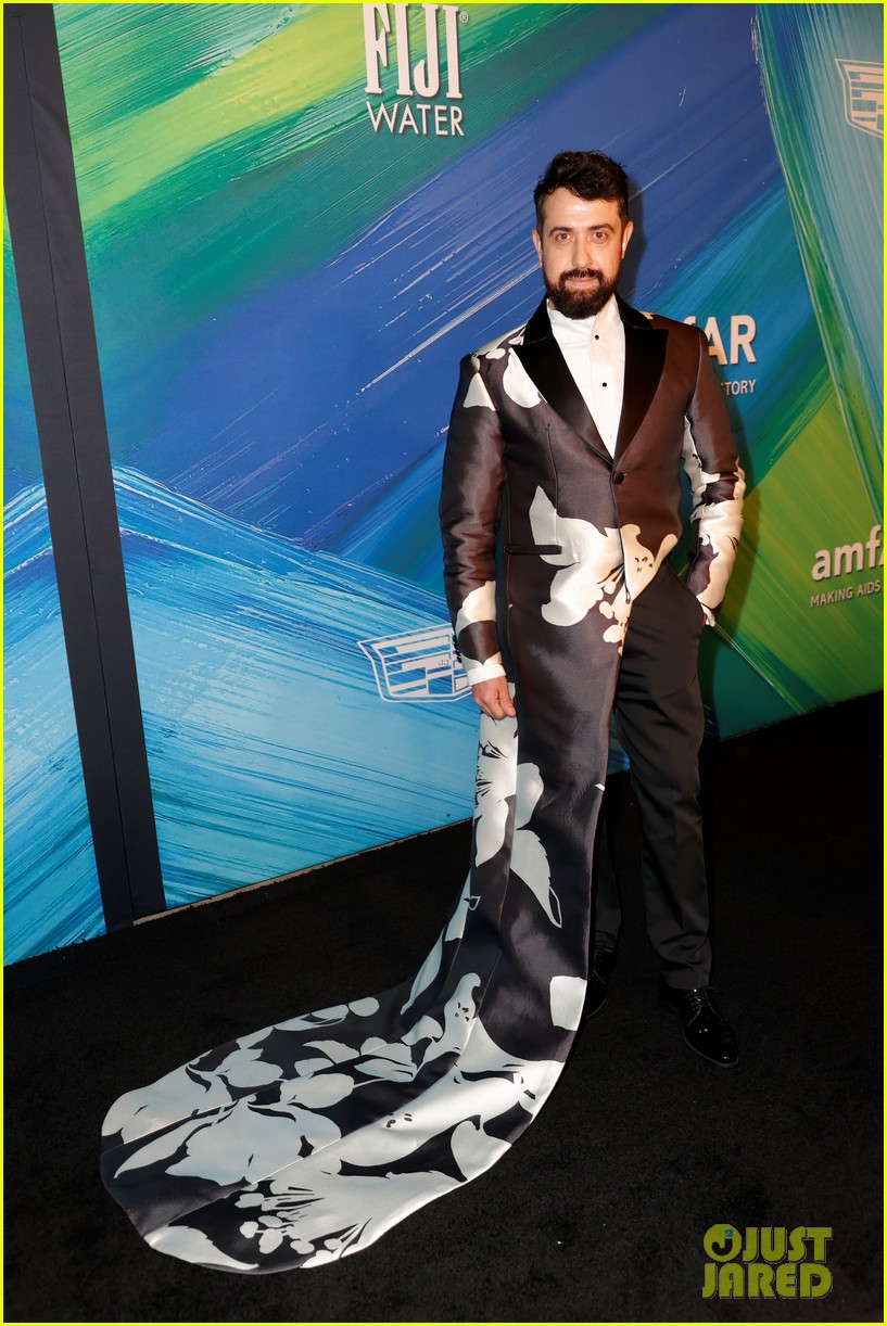 See Every Celeb Arrival on the amfAR Gala Los Angeles 2021 Red Carpet ...