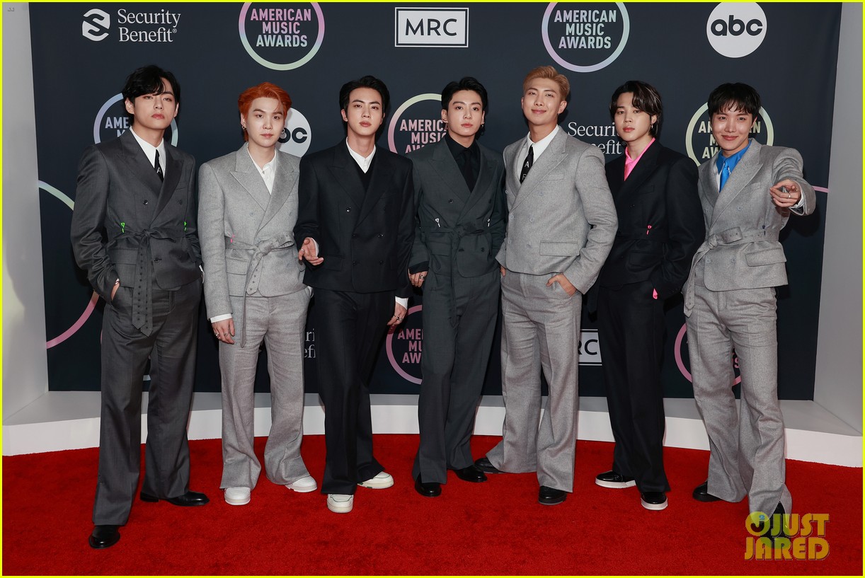 BTS Tops Most Streamed Apple Music Song of 2021 with 'Dynamite': Photo ...