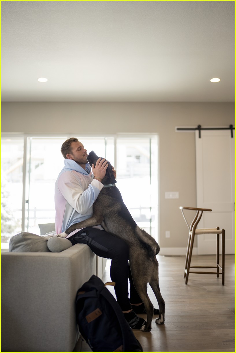 Colton Underwood's 'Coming Out Colton' Gets First Trailer, References ...