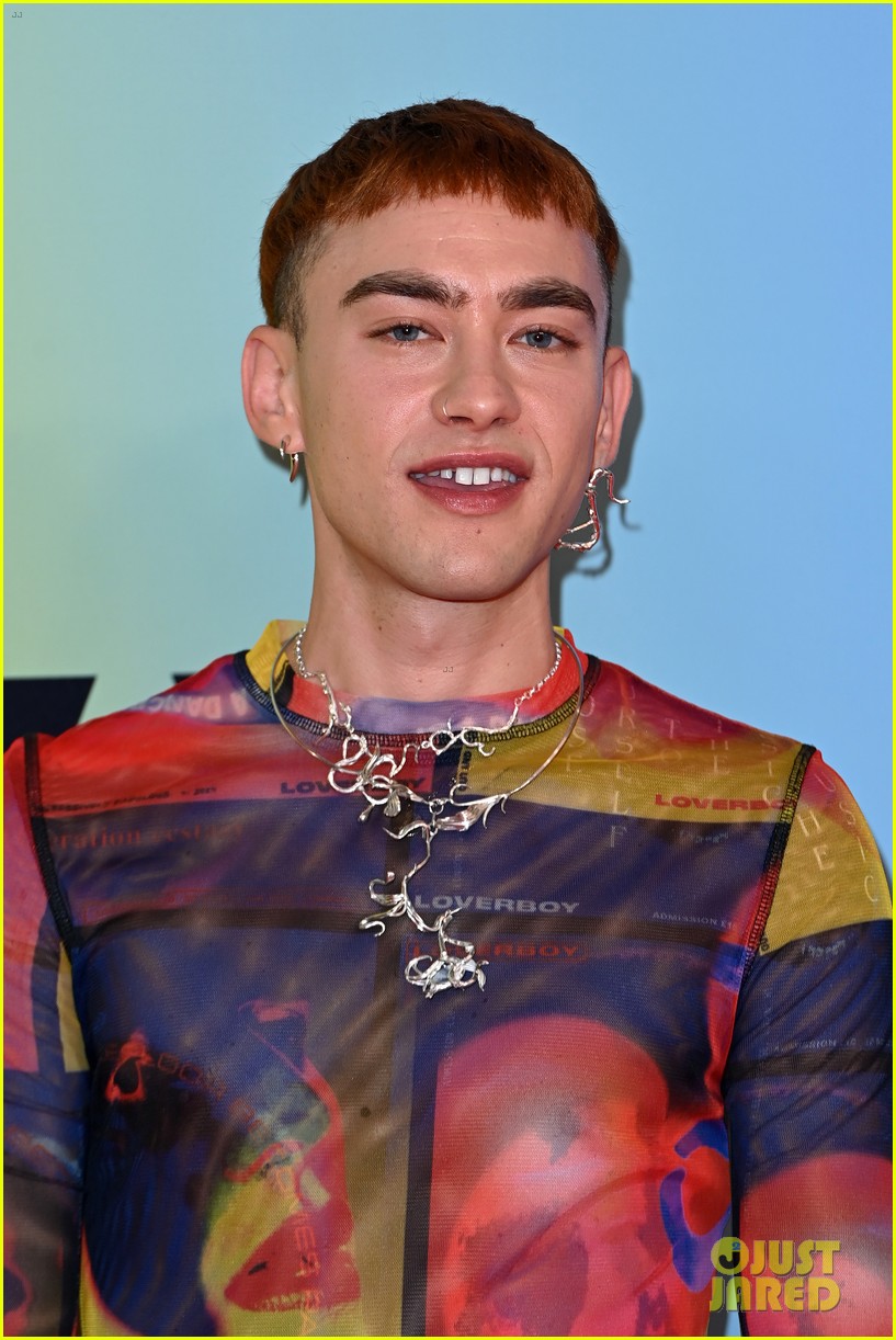 Kim Petras, Olly Alexander, Maneskin & More Hit the Red Carpet at MTV ...