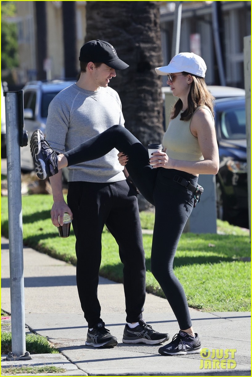 Cute Couple Dave Franco & Alison Brie Spotted On a Sunday Stroll During ...
