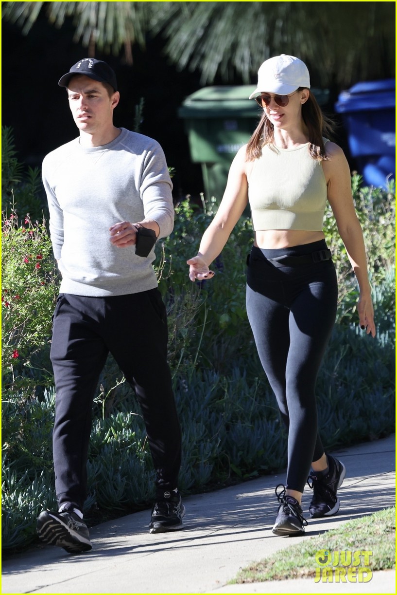 Cute Couple Dave Franco & Alison Brie Spotted On a Sunday Stroll During ...