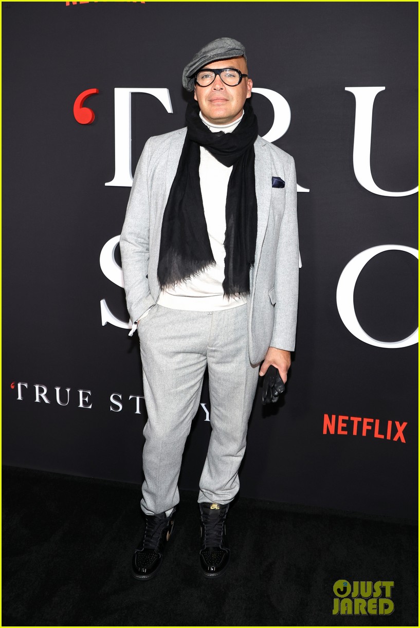 Kevin Hart Joins Co-Stars Tawny Newsome & Billy Zane at 'True Story ...