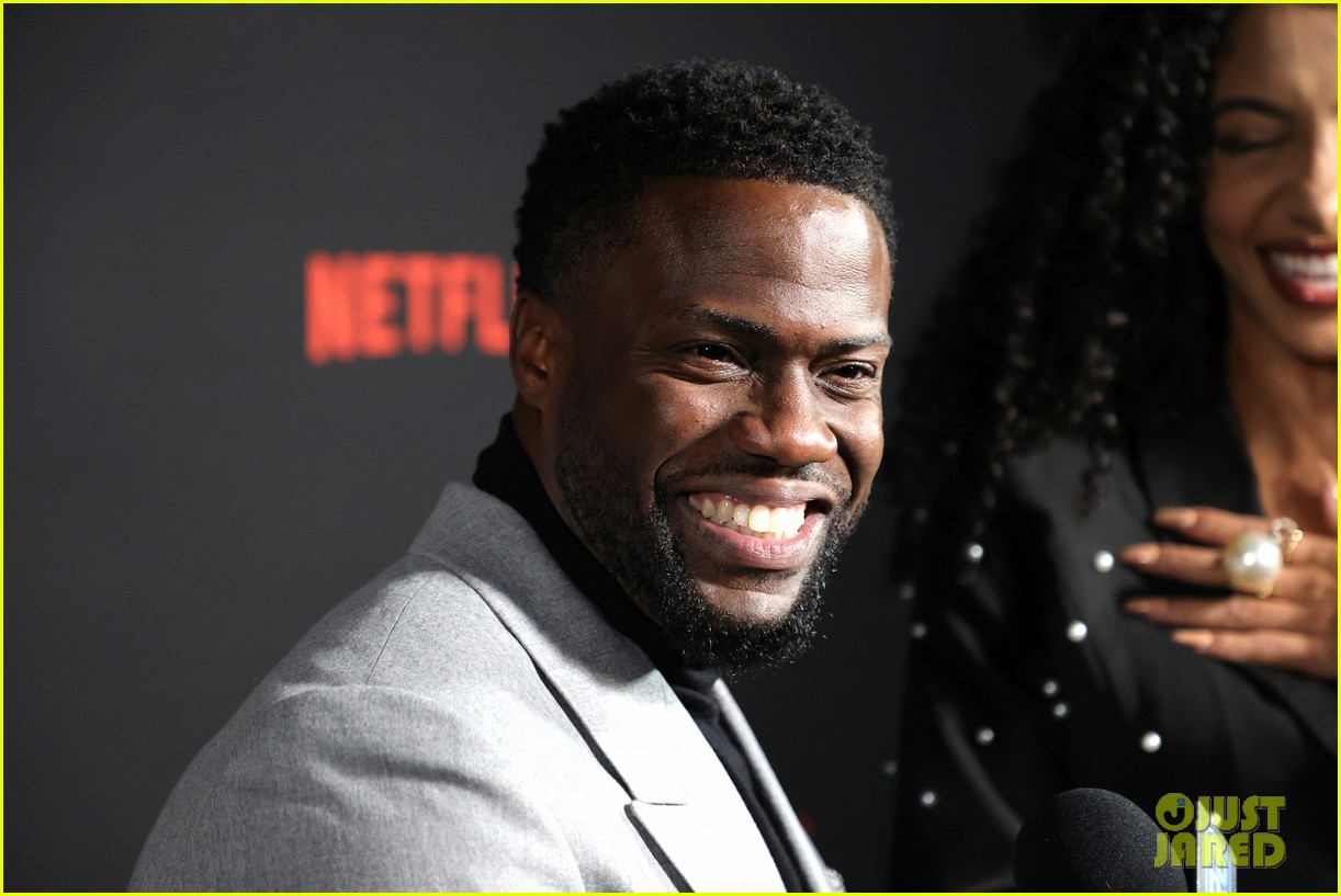 Kevin Hart Joins Co-Stars Tawny Newsome & Billy Zane at 'True Story ...