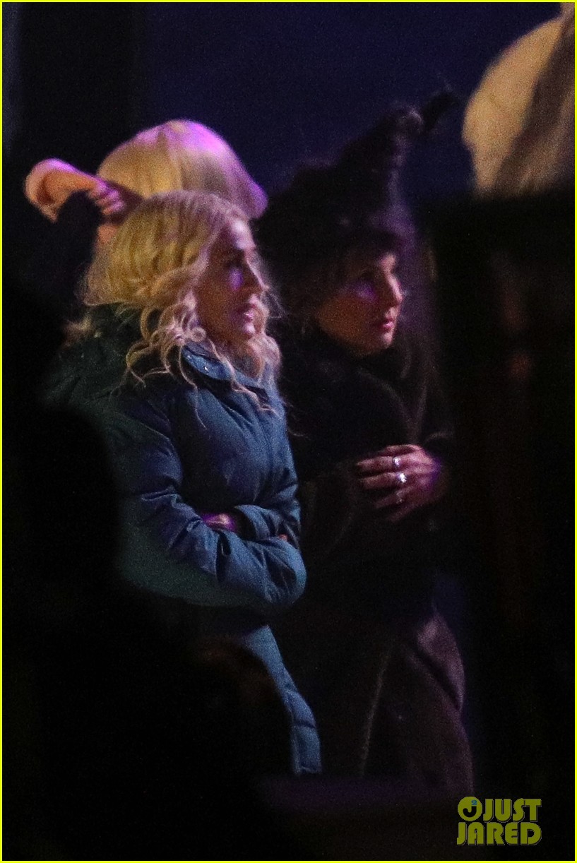 First 'Hocus Pocus 2' Set Photos Emerge, Show the Sanderson Sisters ...