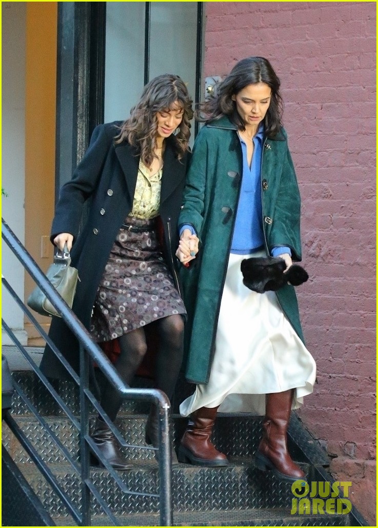 Katie Holmes & Co-Star Julia Mayorga Hold Hands While Filming Upcoming ...