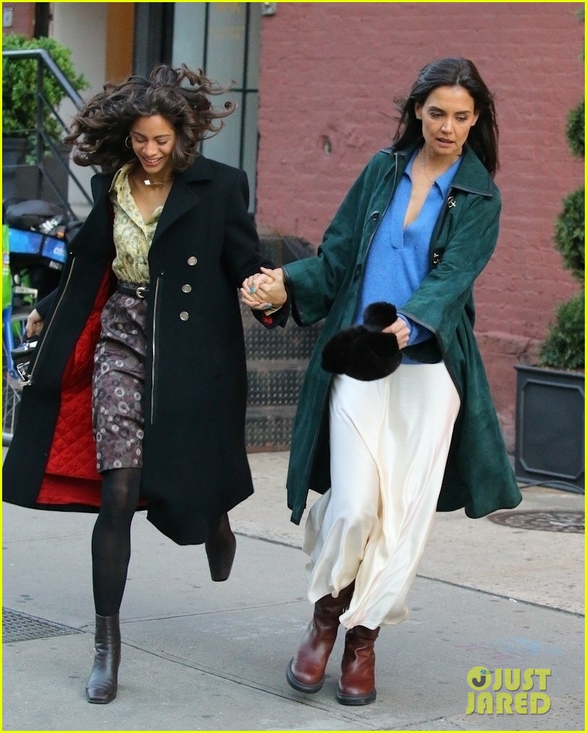 Katie Holmes & Co-Star Julia Mayorga Hold Hands While Filming Upcoming ...