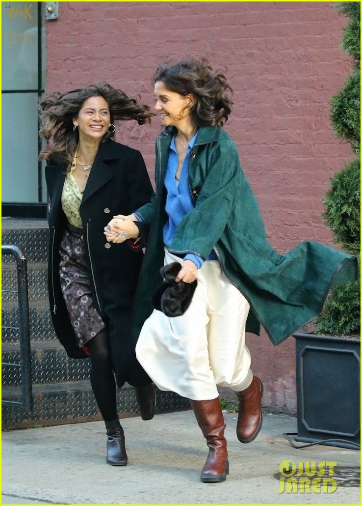 Katie Holmes & Co-Star Julia Mayorga Hold Hands While Filming Upcoming ...