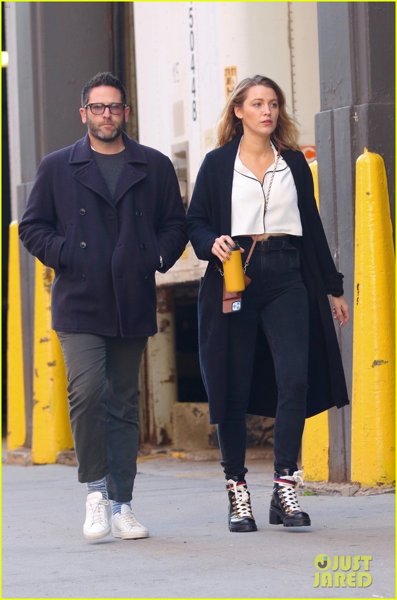 Blake Lively Spotted During Afternoon Outing with Her Manager: Photo ...