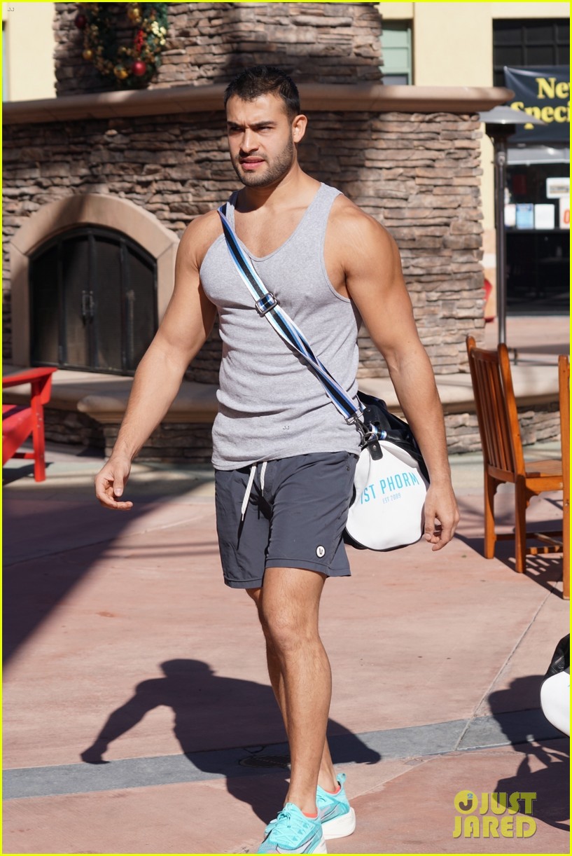 Sam Asghari Shows Off His Muscles While Arriving at the Gym: Photo ...