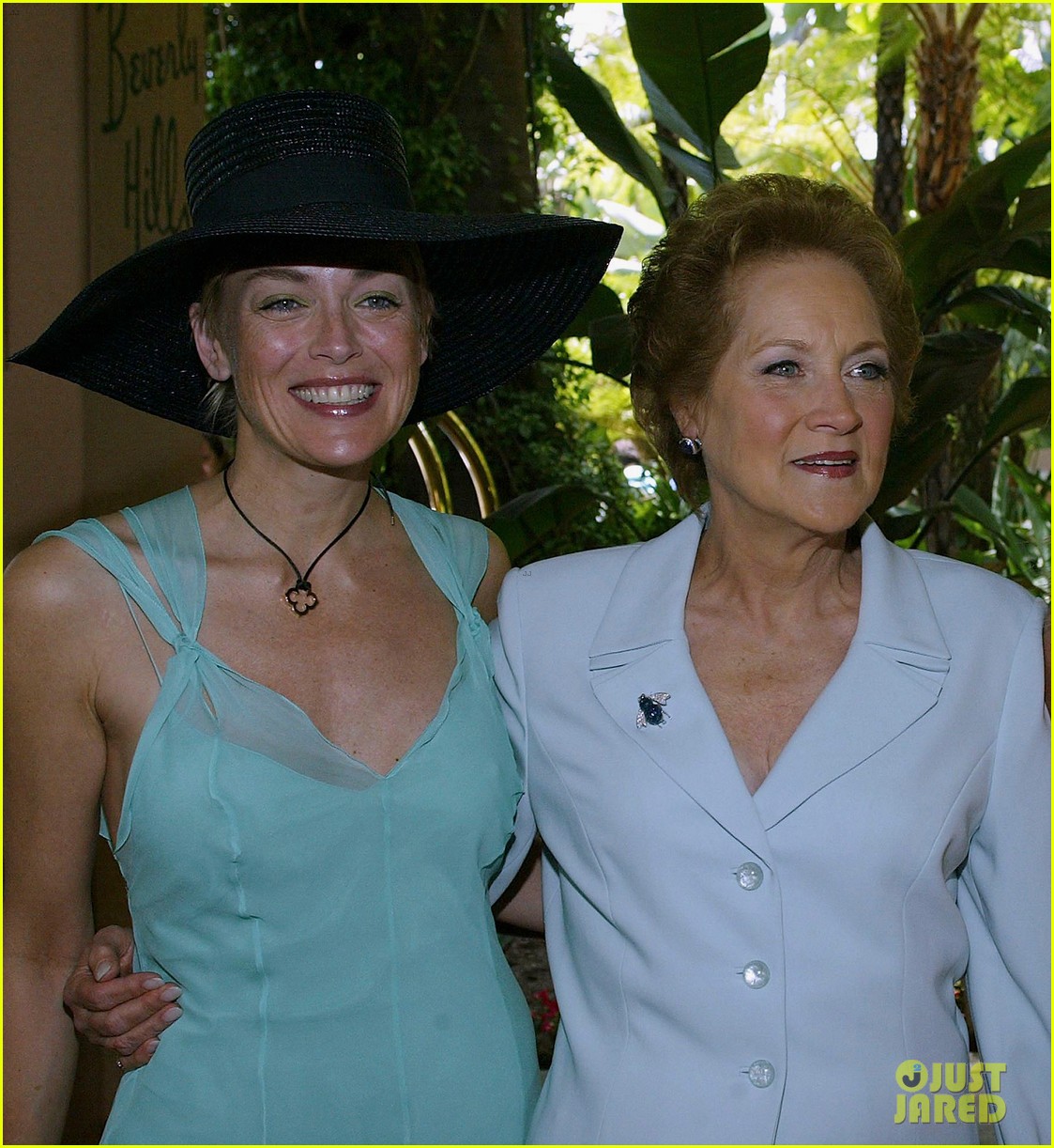 Sharon Stone Asks for Prayers After Mom Dorothy Suffers 'Another ...