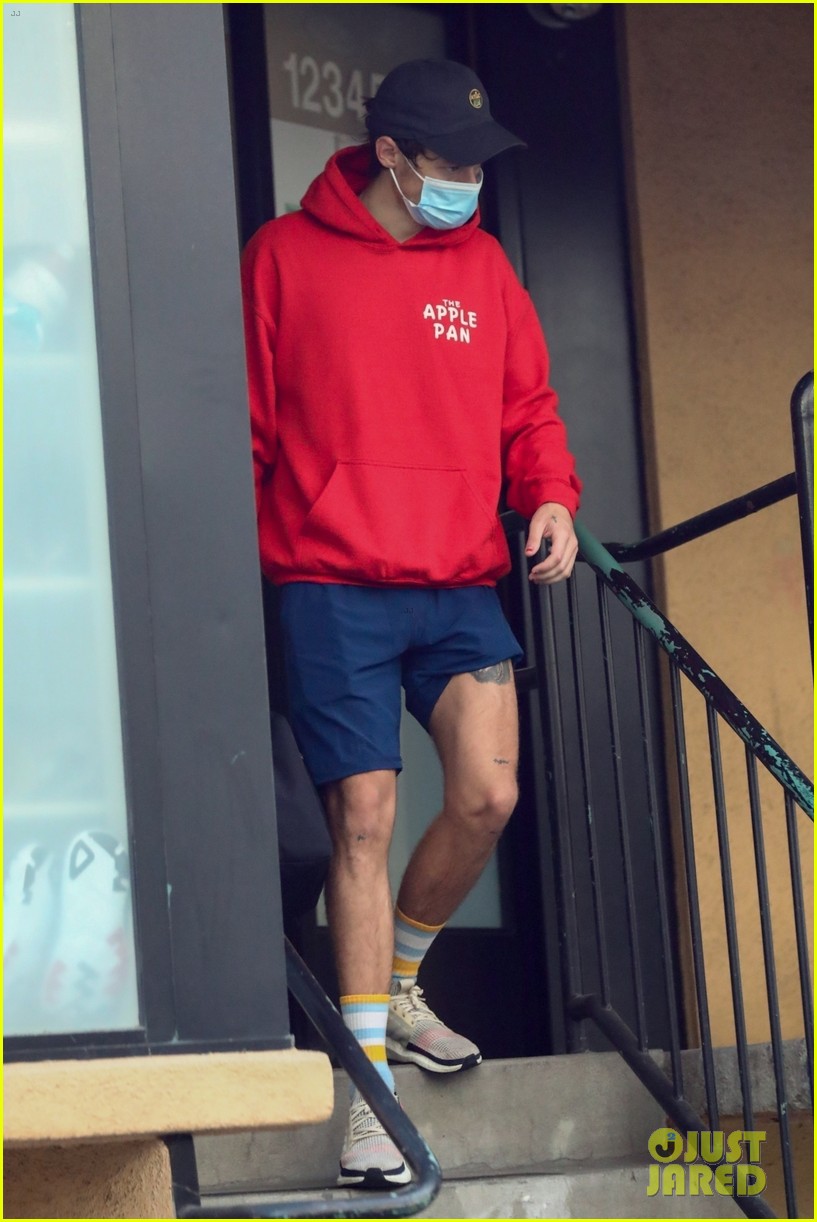 Harry Styles Spotted at the Gym in L.A. on His Day Off From Touring ...