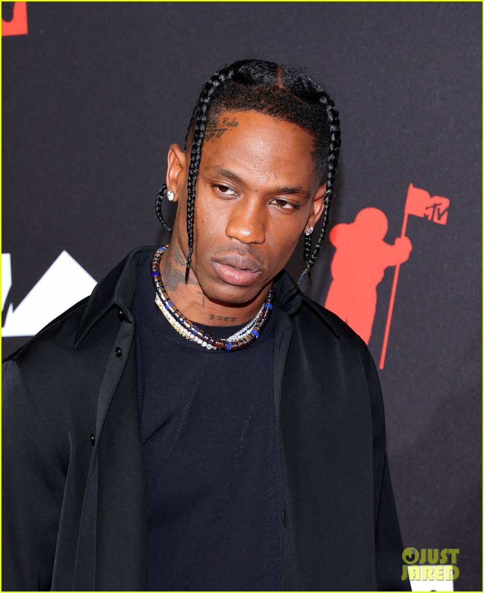 Travis Scott & Drake Named in $750 Million Lawsuit Brought by ...