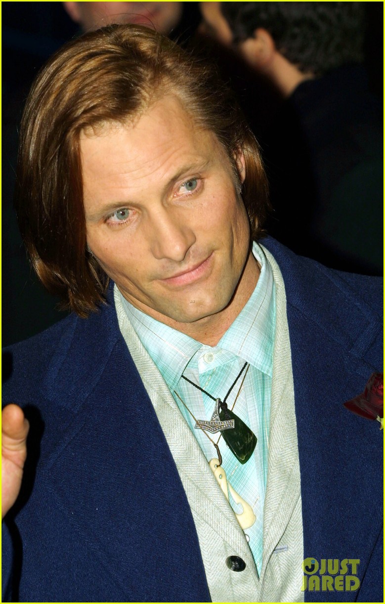 This Tweet About Viggo Mortensen, Ian McKellen, & 'Lord of the Rings ...