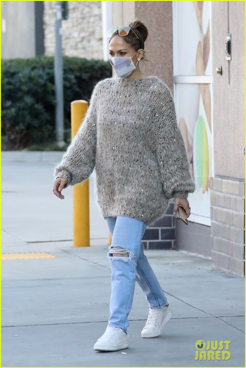 Ben Affleck & Jennifer Lopez Spotted Running Errands Separately Ahead ...