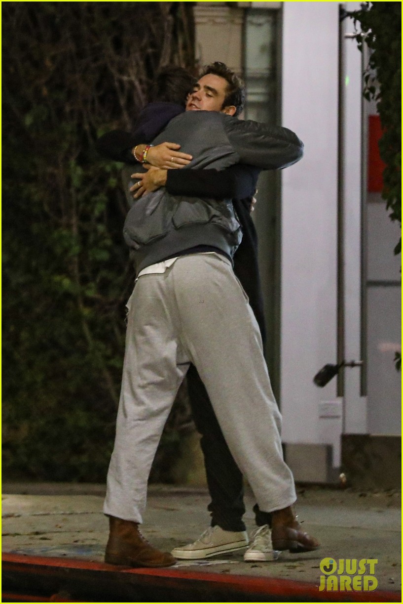 Jacob Elordi is All Smiles While Grabbing Dinner with A Friend: Photo ...