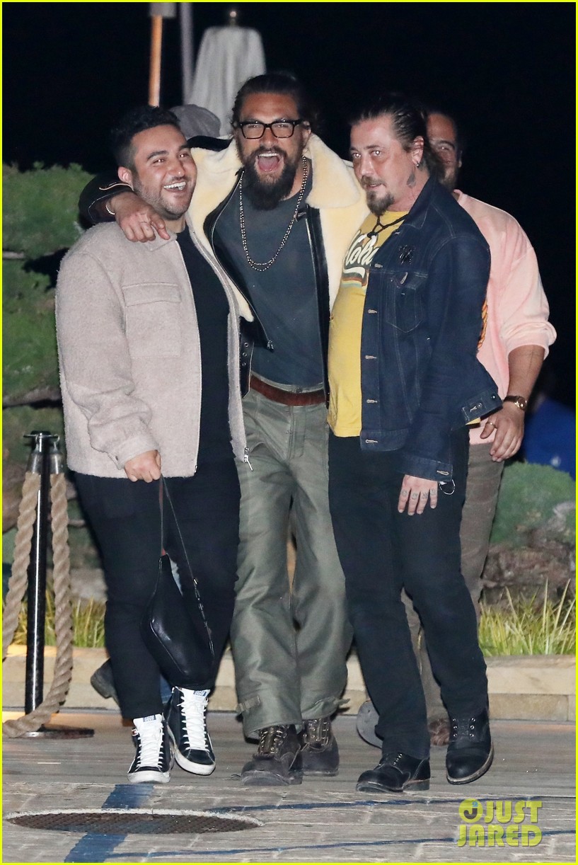 Jason Momoa Enjoys a Night Out with Friends in Malibu: Photo 4681477 ...