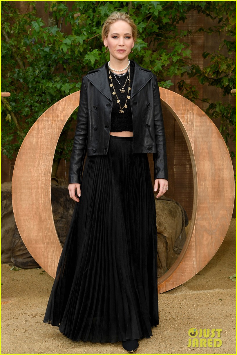 Jennifer Lawrence Reveals She Lost a Tooth While Filming 'Don't Look Up ...