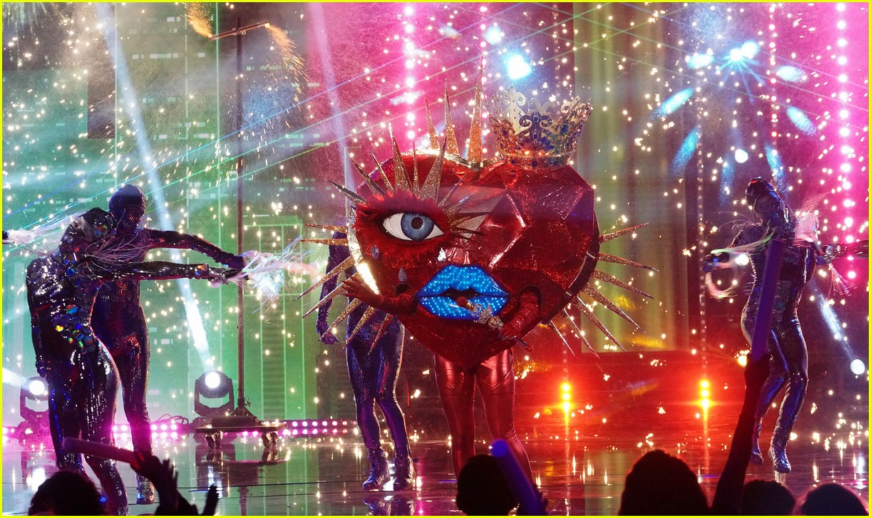 Who is Queen of Hearts on 'The Masked Singer' Season 6? Clues, Guesses ...