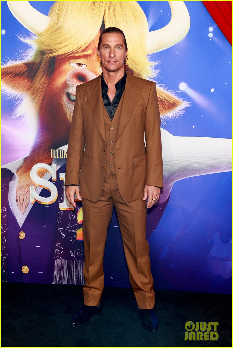 Matthew McConaughey is Joined by Wife Camila Alves at 'Sing 2' Premiere ...