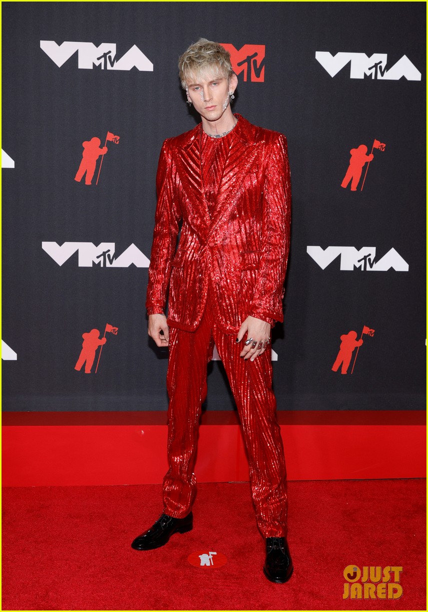 Machine Gun Kelly Explains Why He's Using His Real Name for His Acting ...