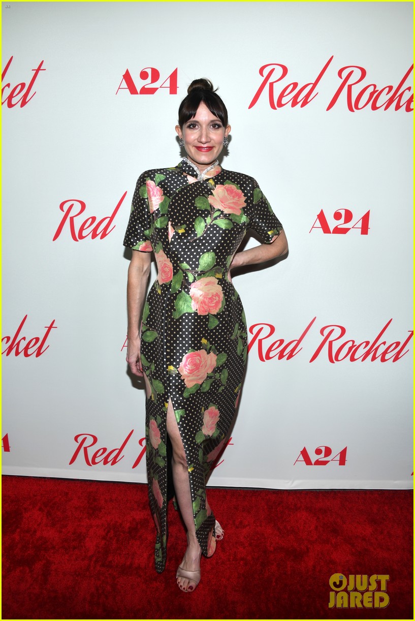 Simon Rex Joins Co-Stars Suzanna Son & Bree Elrod at Latest 'Red Rocket ...