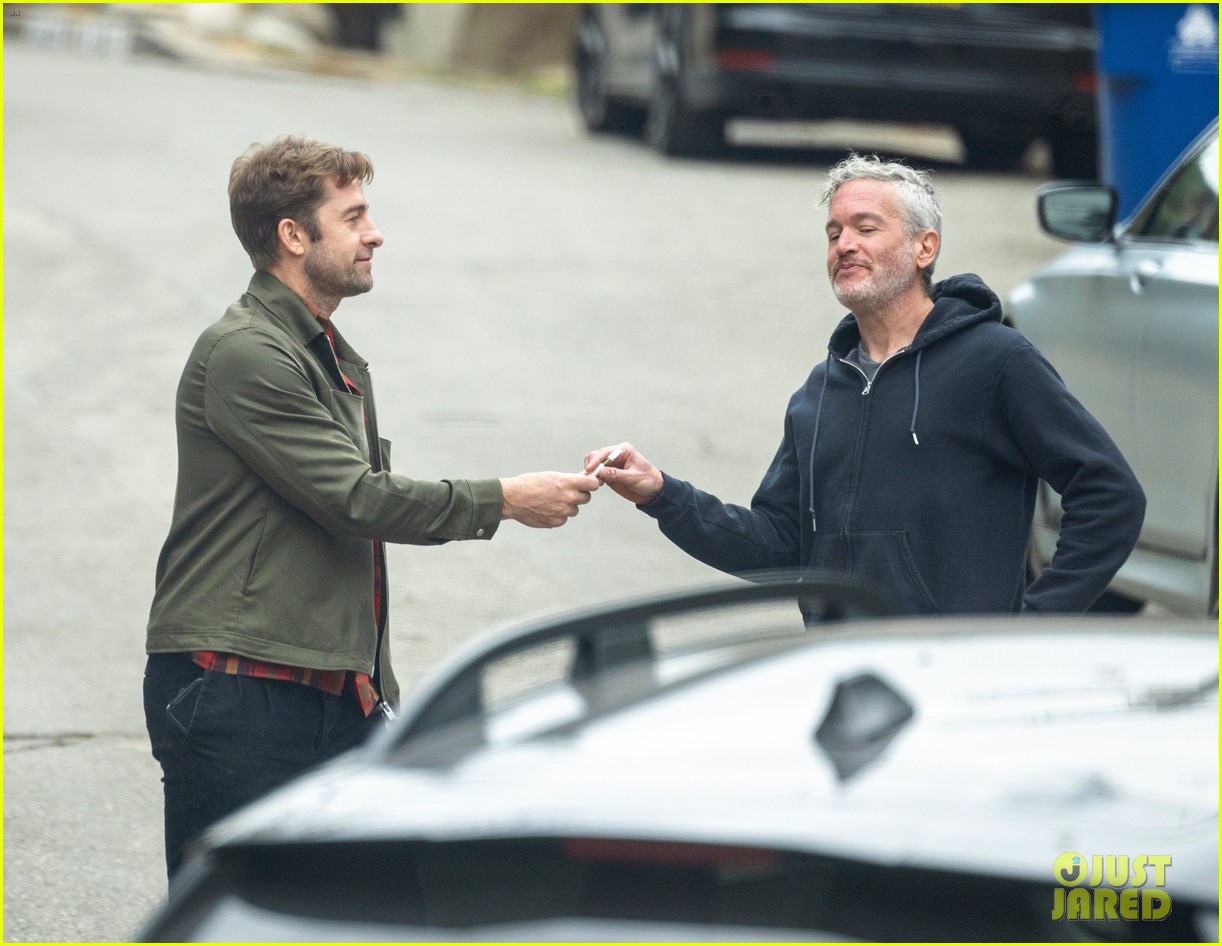 Scott Speedman Enjoys Rare Day Out After Welcoming Baby Girl: Photo ...