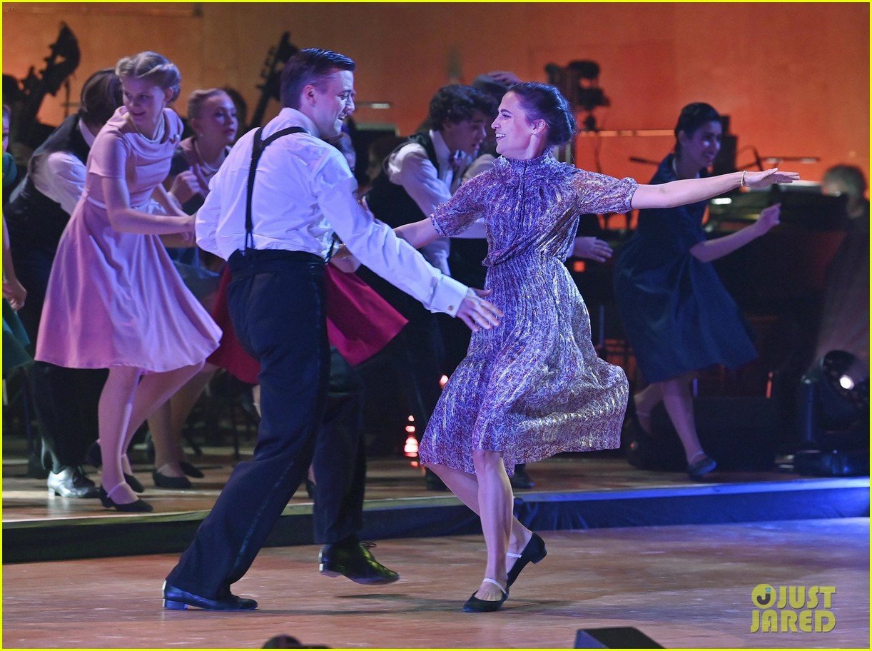 Alicia Vikander Shows Off Dance Talents While Performing with Her ...
