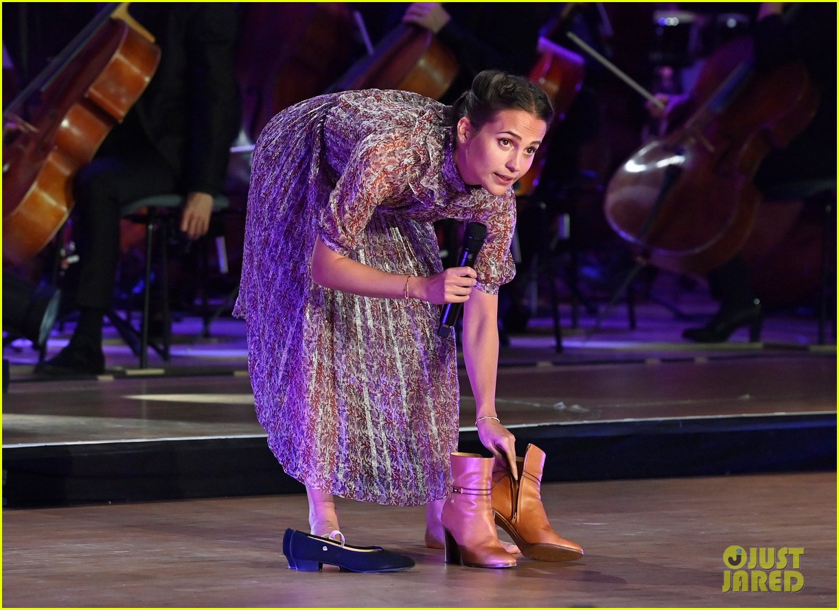 Alicia Vikander Shows Off Dance Talents While Performing with Her ...