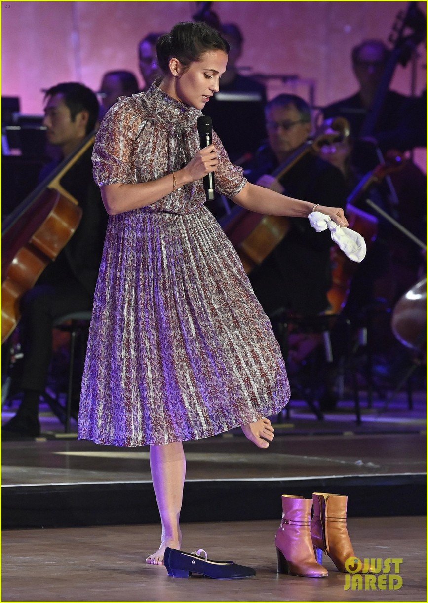 Alicia Vikander Shows Off Dance Talents While Performing with Her ...