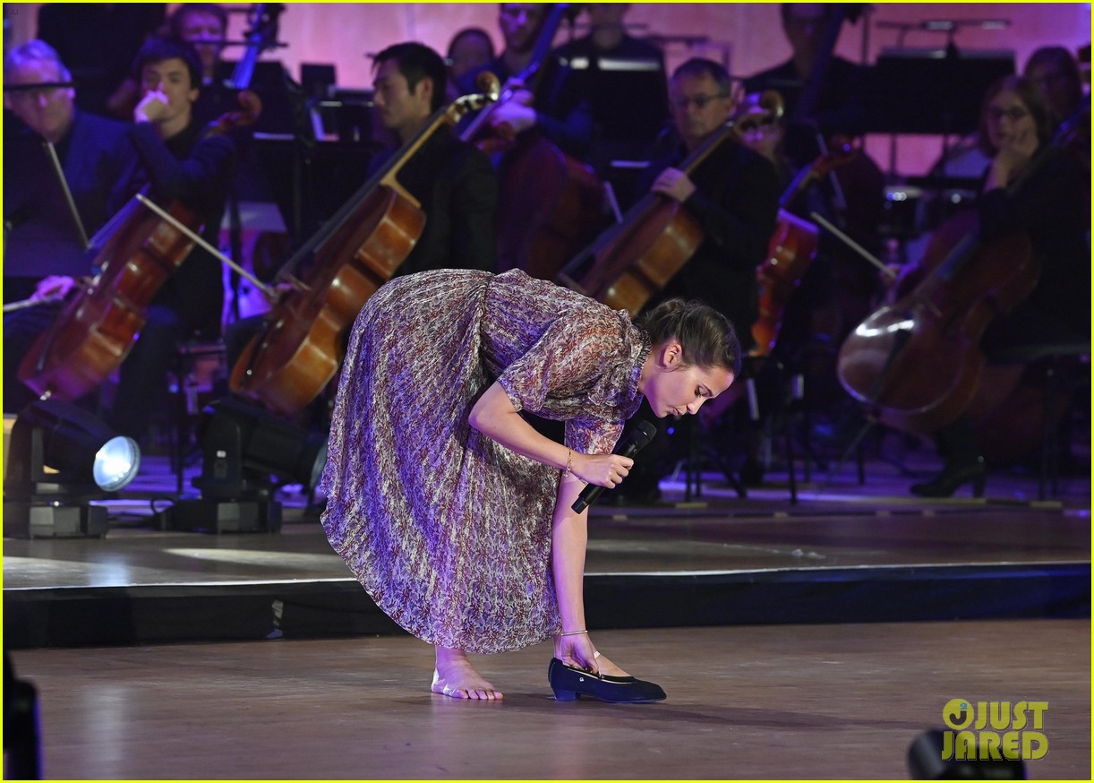 Alicia Vikander Shows Off Dance Talents While Performing with Her ...