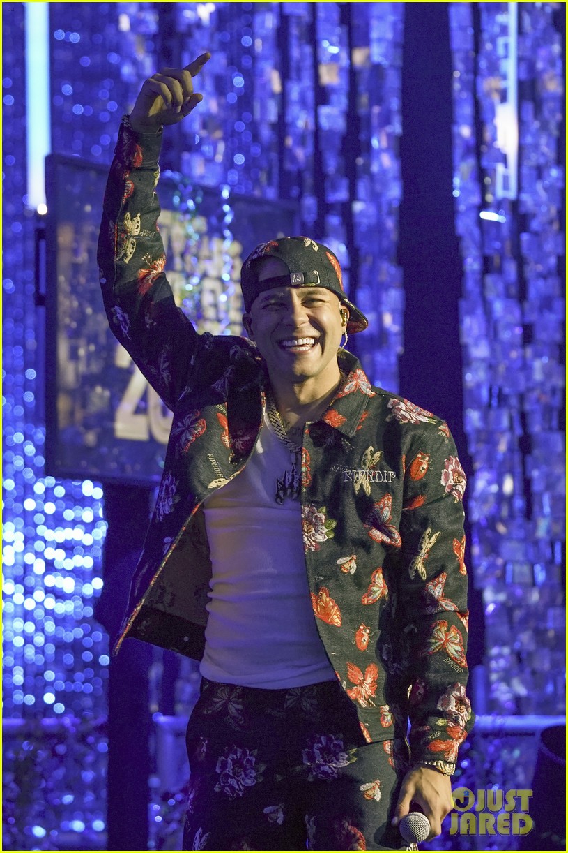 Photo: abc dick clark nye show pics performances 91 | Photo 4685147 ...