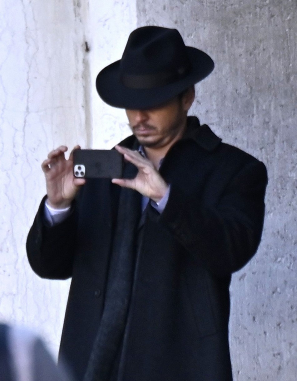 Andrew Scott Gets In Character For Filming on 'Ripley' in Venice: Photo ...