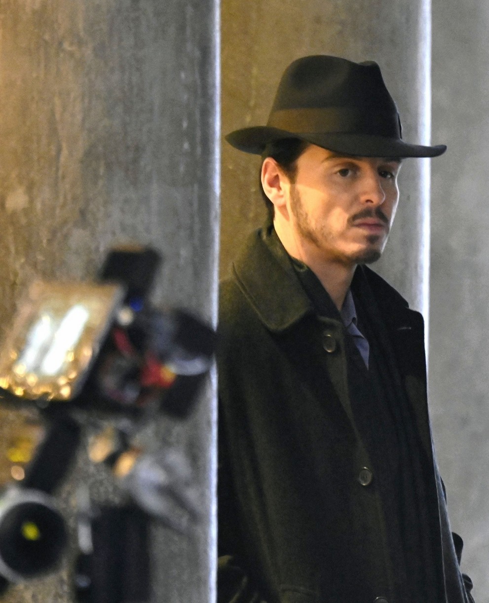 Andrew Scott Gets In Character For Filming on 'Ripley' in Venice: Photo ...