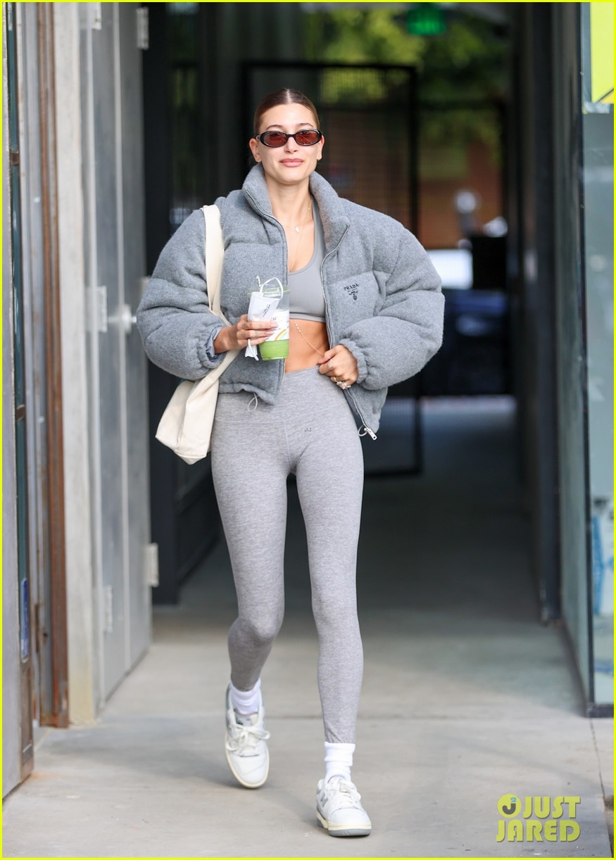Hailey Bieber & Bella Hadid Kick Off Their Weekend with Pilates Class ...