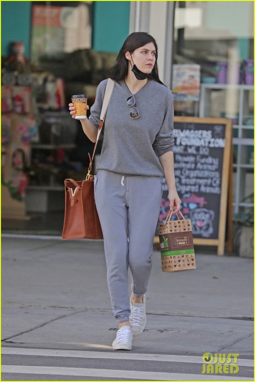 Alexandra Daddario Sips On a Coffee While Out Running Errands: Photo ...
