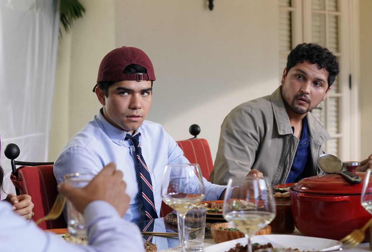 'Promised Land' Premieres on ABC Tonight - Meet The Full Cast Now ...