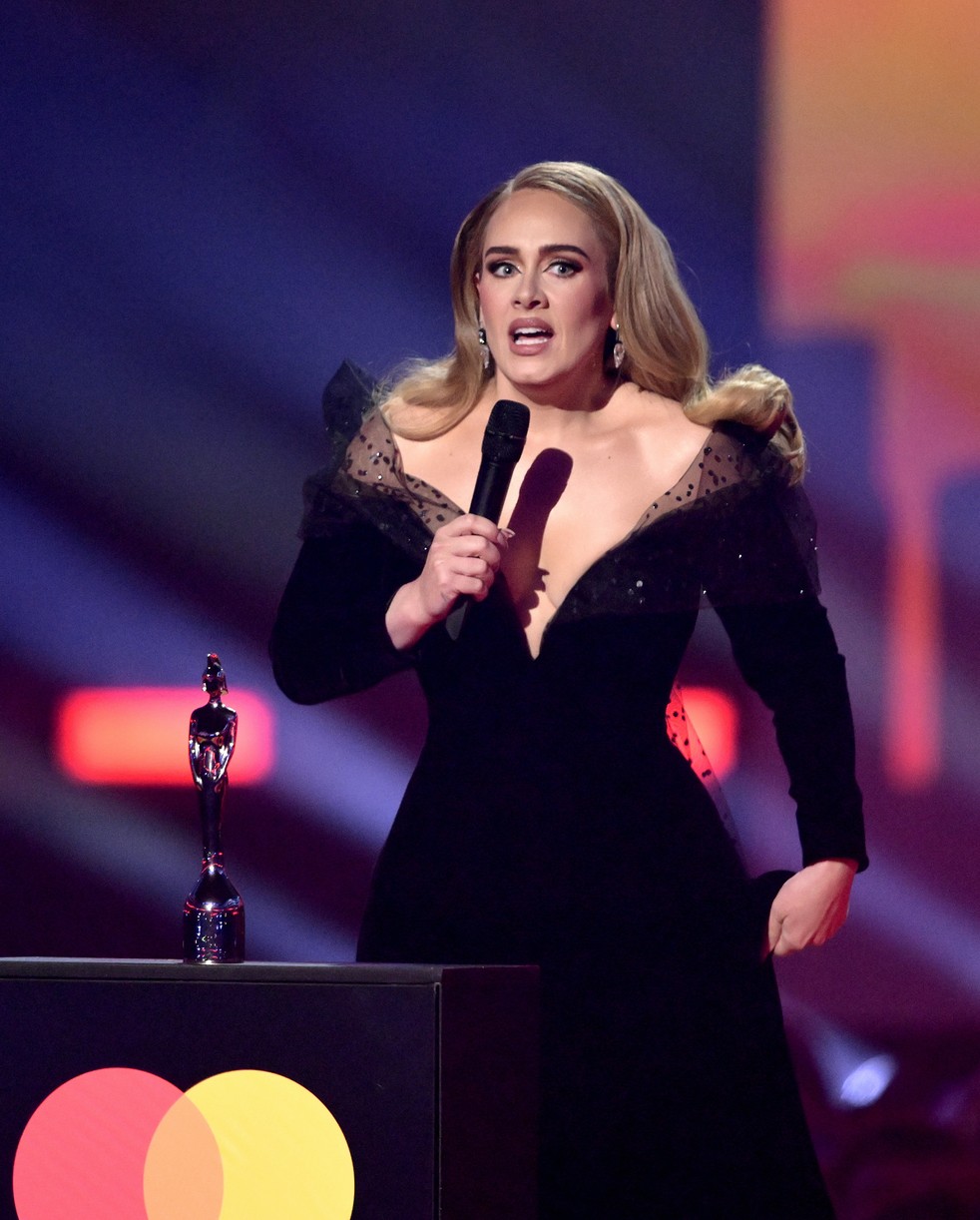 Adele Dedicates BRIT Artist of the Year Award to Son Angelo & Ex ...