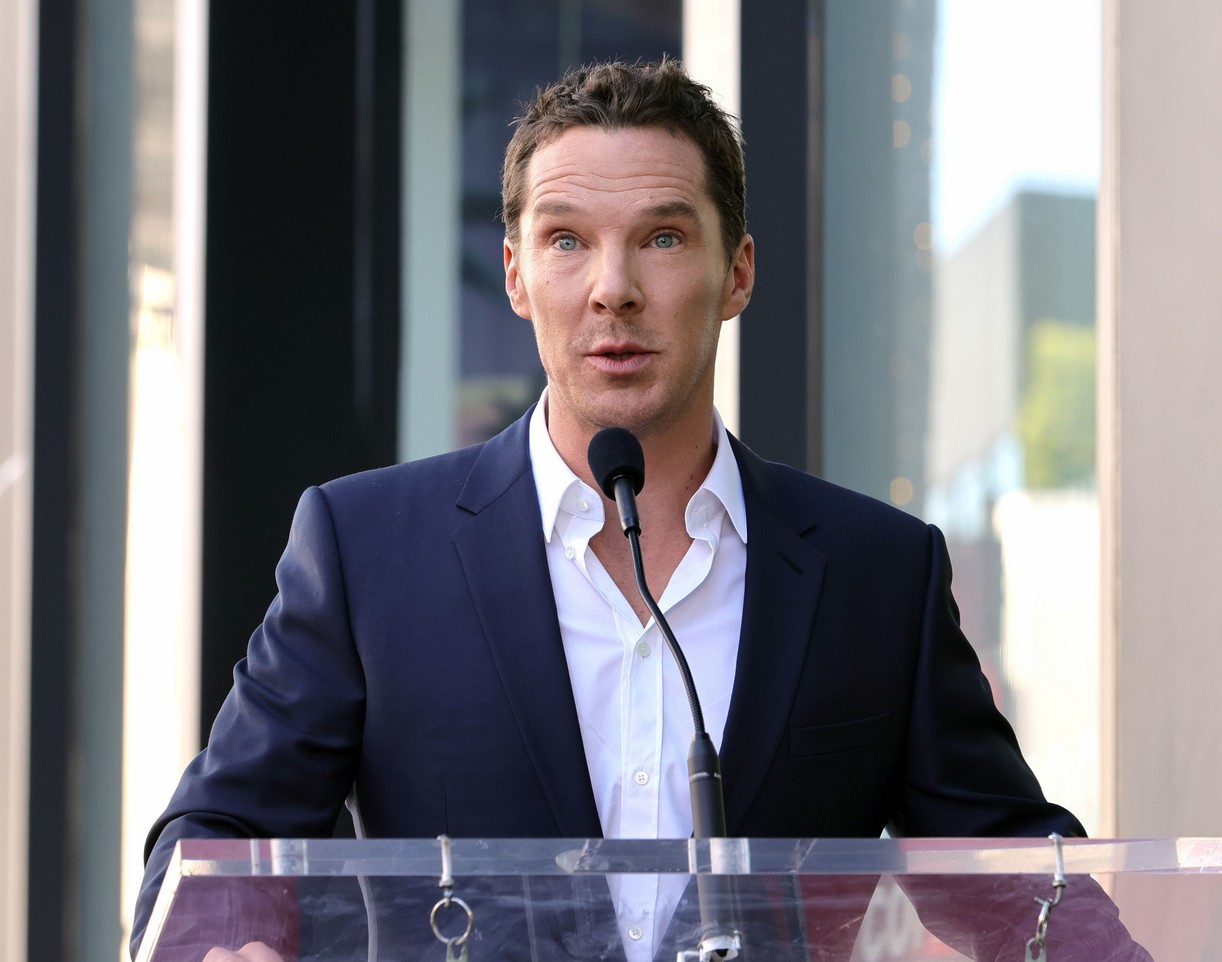 Benedict Cumberbatch Honored at Walk of Fame Star Ceremony & Speaks On ...