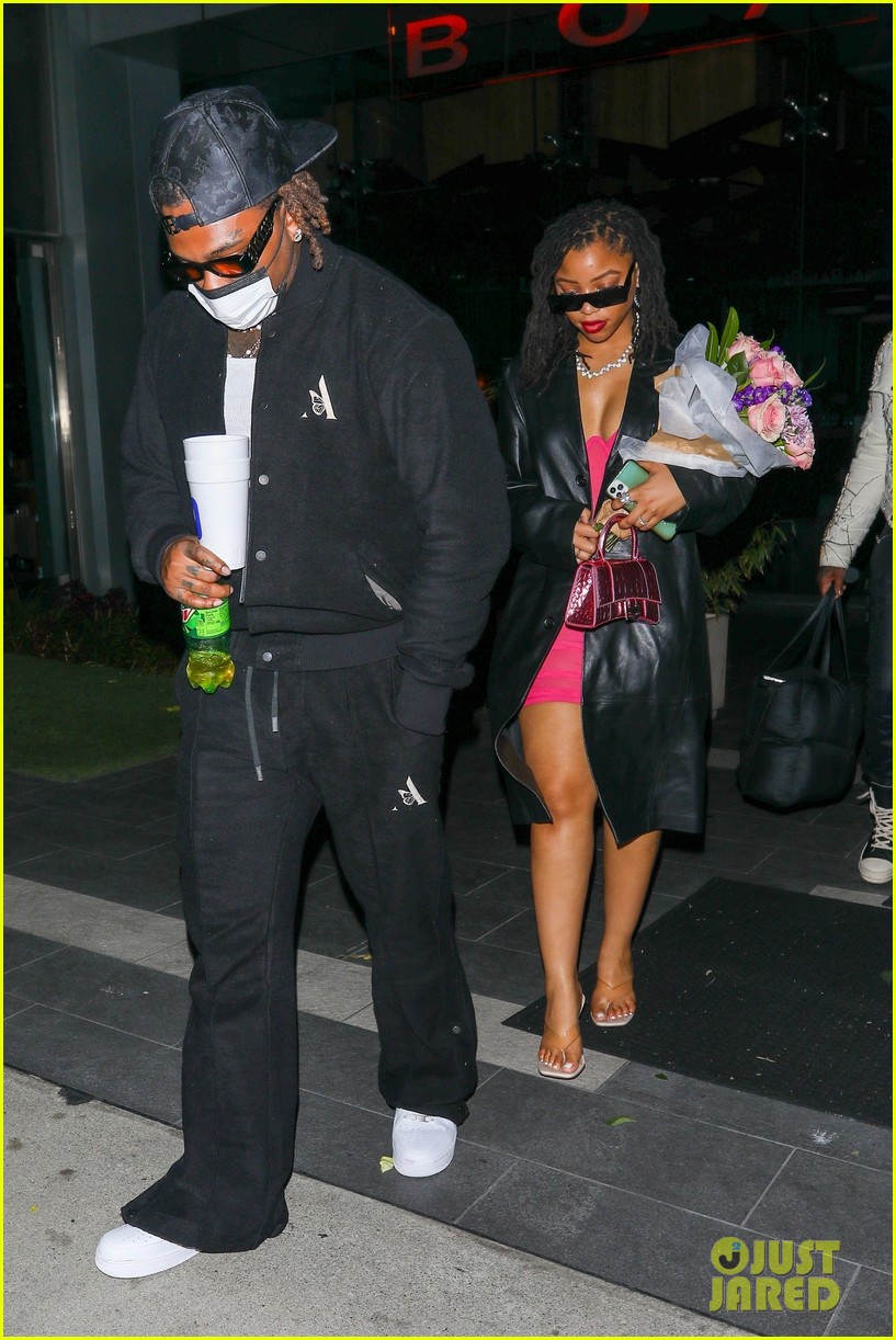 Chloe Bailey & Gunna Go Out For Valentine's Day Dinner Date After ...